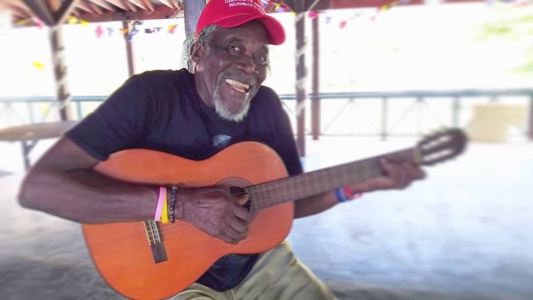 STICKERS & GIFT – Foxy's BVI